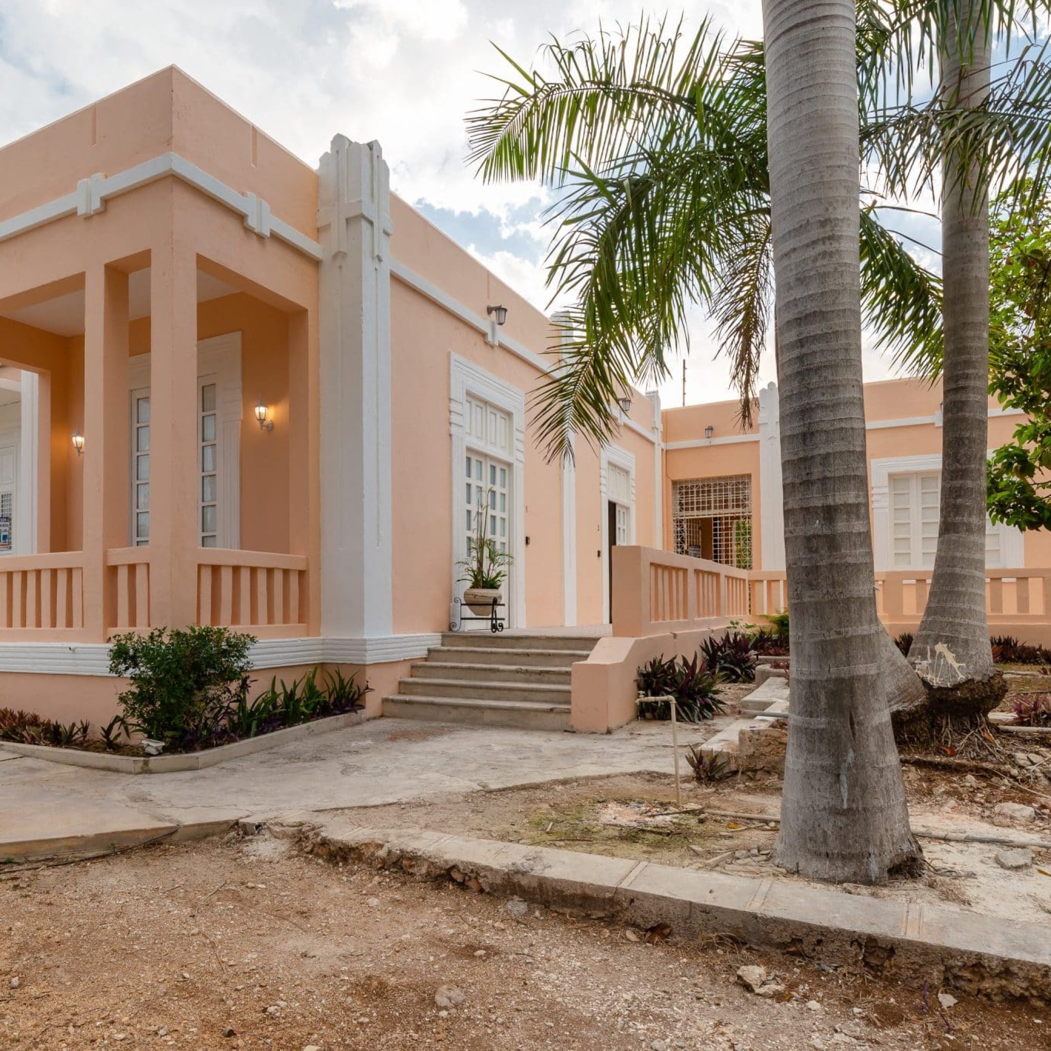Villa María Teresa by Homi Rent | Casona Colonial en Mérida